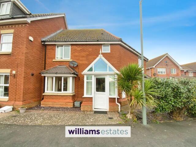 3 Bedroom House Prestatyn Denbighshire 99092360