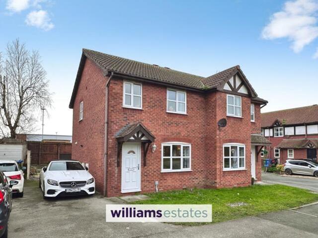 3 Bedroom House Prestatyn Denbighshire 100057829