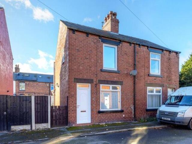 3 Bedroom House Royston Barnsley 100058043