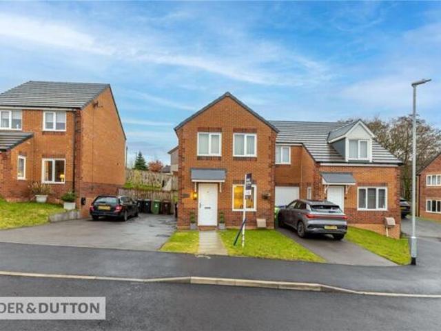 3 Bedroom House Rochdale Rochdale LS99344871