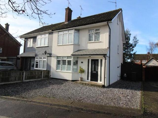 3 Bedroom House Rochford Essex 100824990