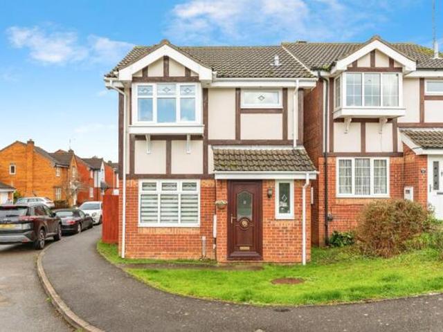 3 Bedroom House Raunds Raunds LS99029541