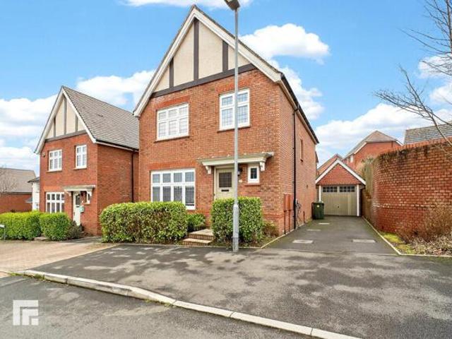 3 Bedroom House Radyr Radyr 99688338