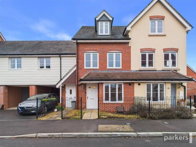 3 Bedroom House Reading Wokingham LS98477176