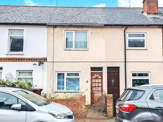 3 Bedroom House Reading Reading 98930177