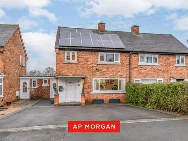 3 Bedroom House Redditch Worcestershire 99237108