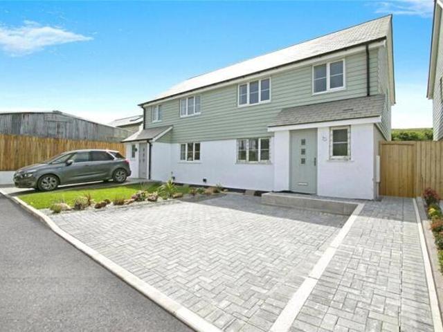 3 Bedroom House Redruth Cornwall 100426173