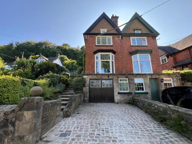 3 Bedroom House Rudyard Staffordshire LS99895490