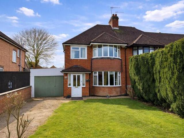 3 Bedroom House Rugby Warwickshire LS101316223