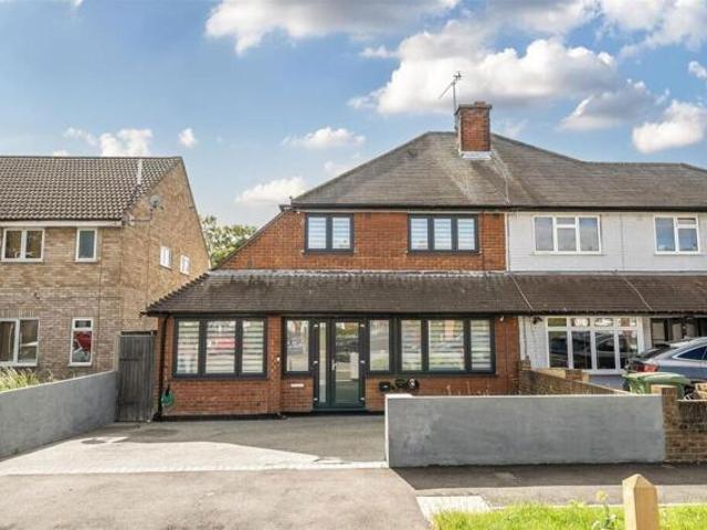 3 Bedroom House Ruislip Greater London 100614941