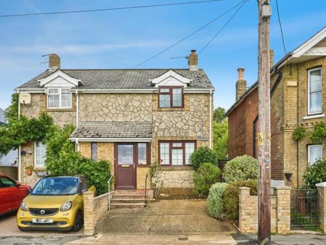 3 Bedroom House Ryde Isle Of Wight LS98930241
