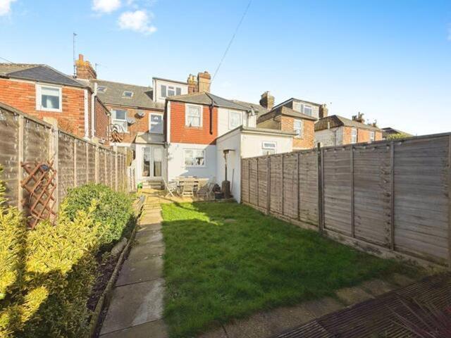 3 Bedroom House Rye East Sussex 99523728