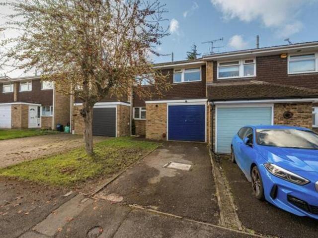 3 Bedroom House Wokingham Wokingham LS100615150
