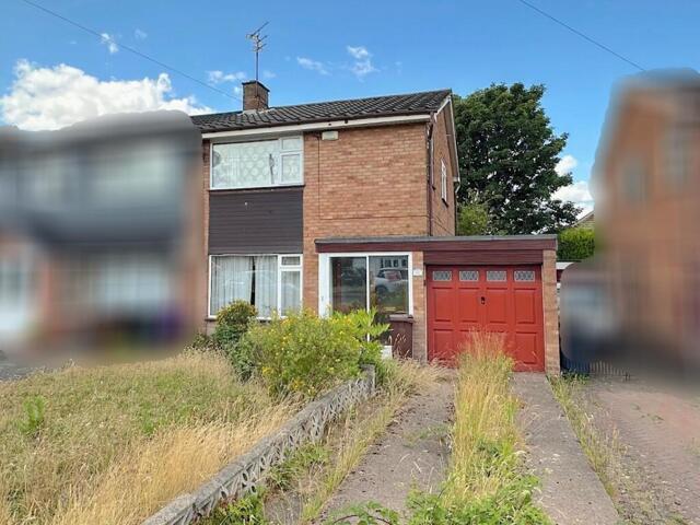 3 Bedroom House Wolverhampton Walsall LS98434480