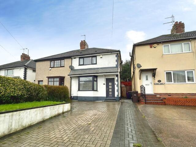 3 Bedroom House Wolverhampton Wolverhampton LS99952424