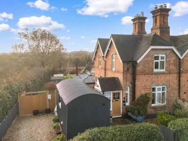 3 Bedroom House Worcester Worcestershire LS99290352