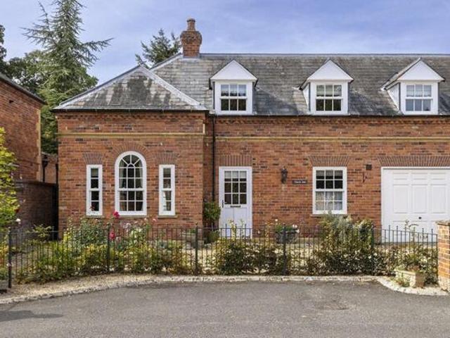3 Bedroom House Worcestershire Worcestershire 101677710