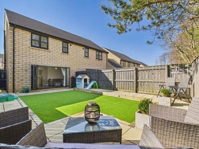 3 Bedroom House Workington Cumbria 99290128