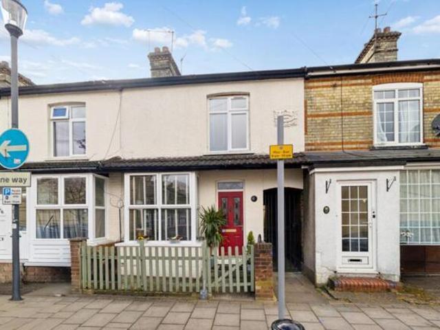 3 Bedroom House Watford Hertfordshire LS101168574