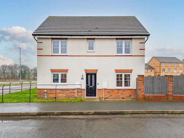 3 Bedroom House Wakefield Wakefield 99203990
