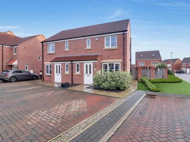 3 Bedroom House Wakefield Wakefield LS99161871