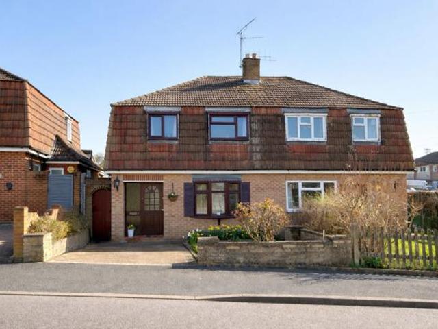 3 Bedroom House Ware Hertfordshire 100191723