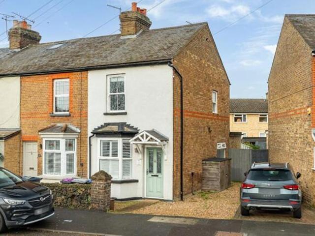 3 Bedroom House Ware Hertfordshire 101777676
