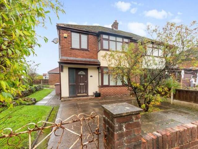 3 Bedroom House Warrington St Helens 98545703
