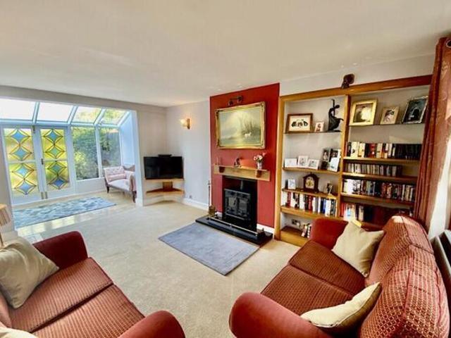 3 Bedroom House Warwickshire Warwickshire 99029242