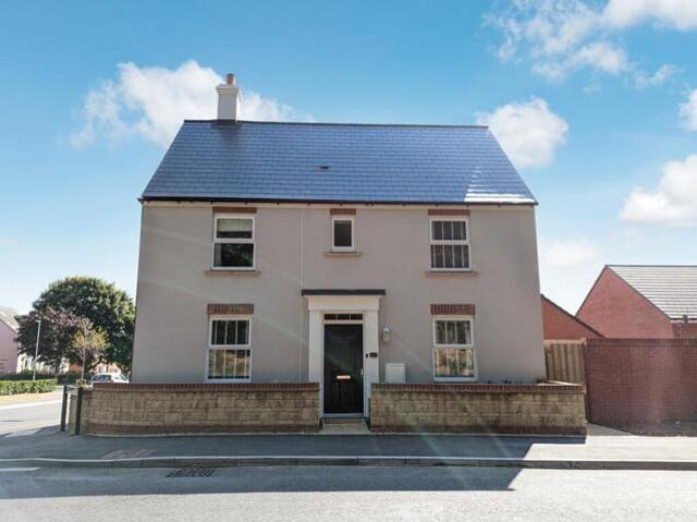3 Bedroom House Wells Somerset 100398302