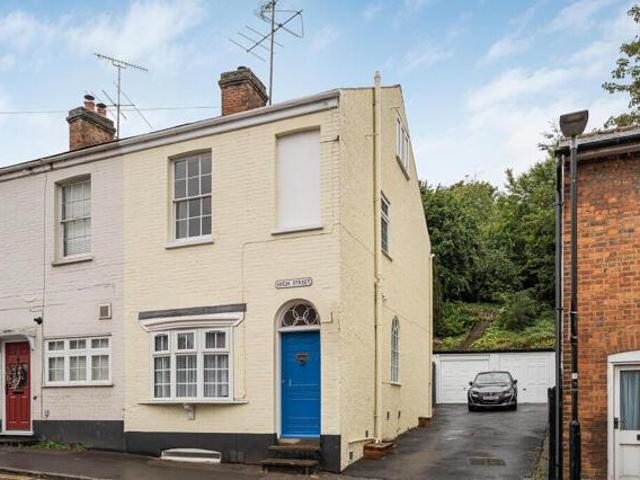 3 Bedroom House Welwyn Hertfordshire 100733516