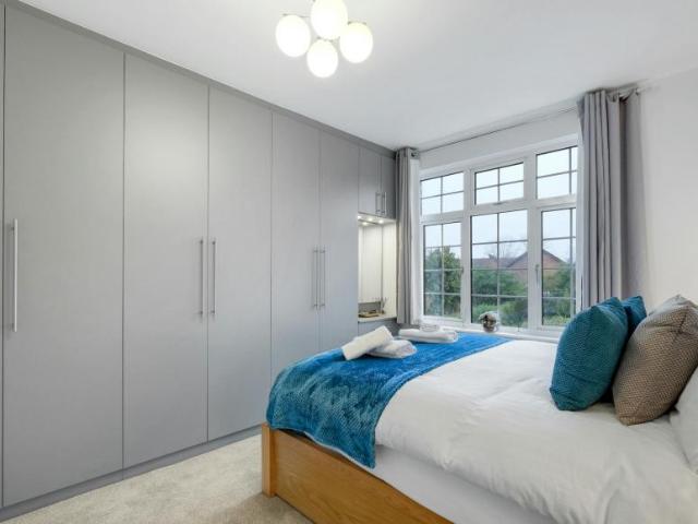 3 Bedroom House Wembley Wembley 89862518