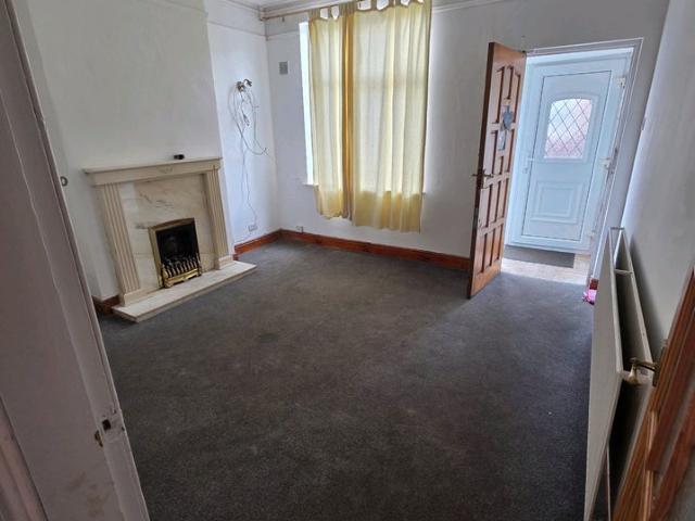 3 Bedroom House West Bromwich
