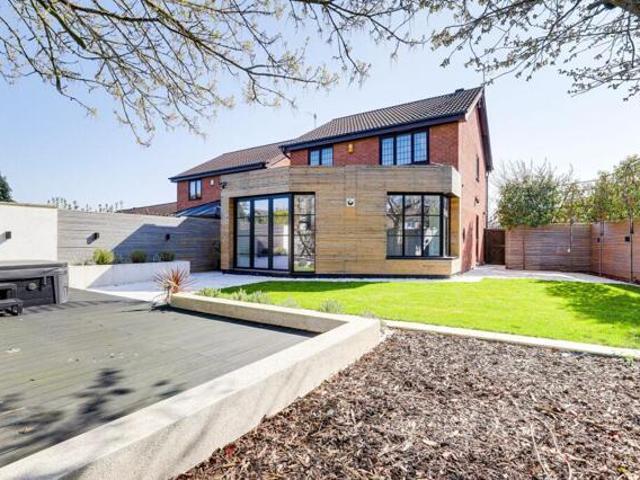 3 Bedroom House West Bridgford Nottinghamshire LS100917456