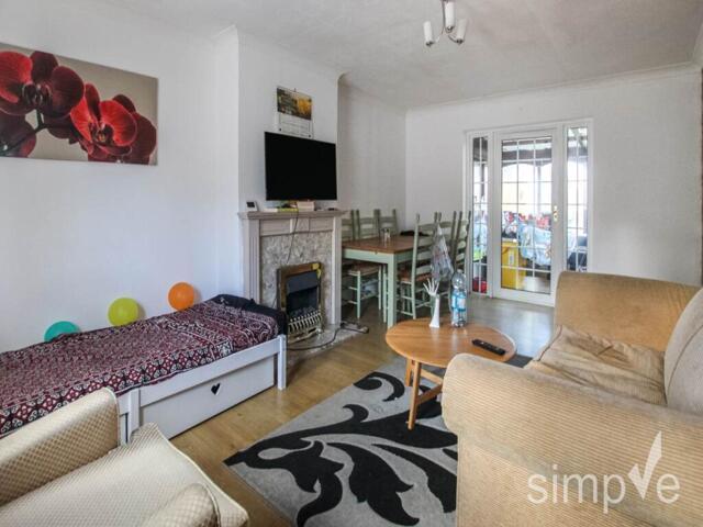 3 Bedroom House West Drayton Great London 101633279