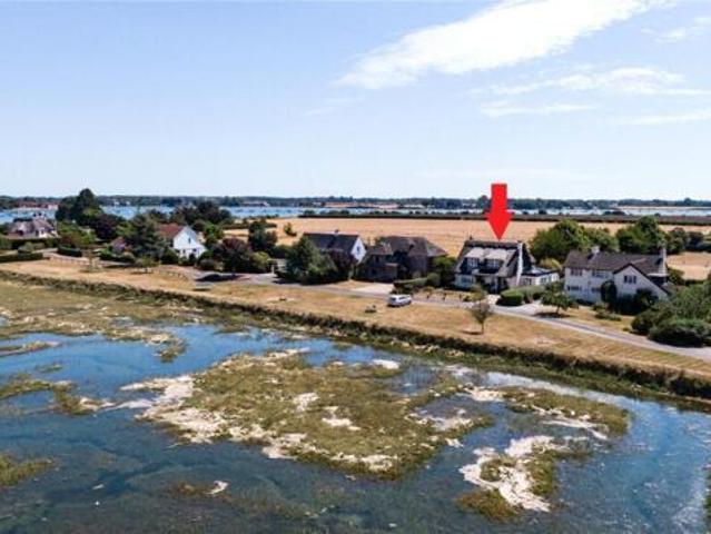 3 Bedroom House West Sussex West Sussex LS101678940