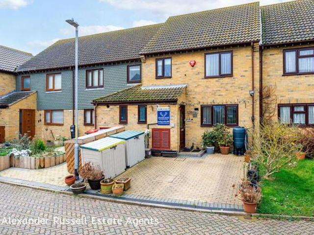 3 Bedroom House Westgate Kent 100158535