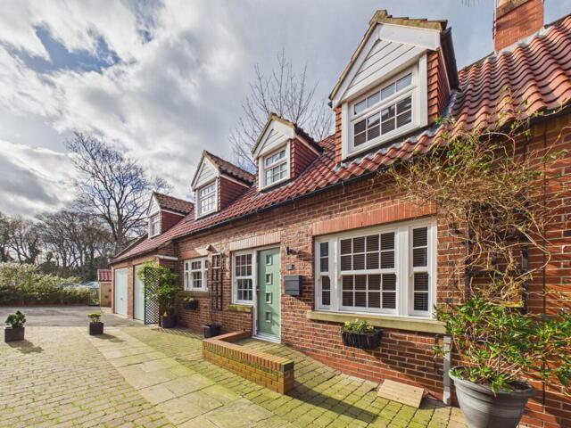 3 Bedroom House Whitby North Yorkshire LS101316282