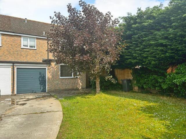 3 Bedroom House Witney Oxfordshire LS98687431