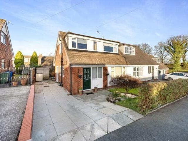 3 Bedroom House Wigan Greater Manchester 98800936