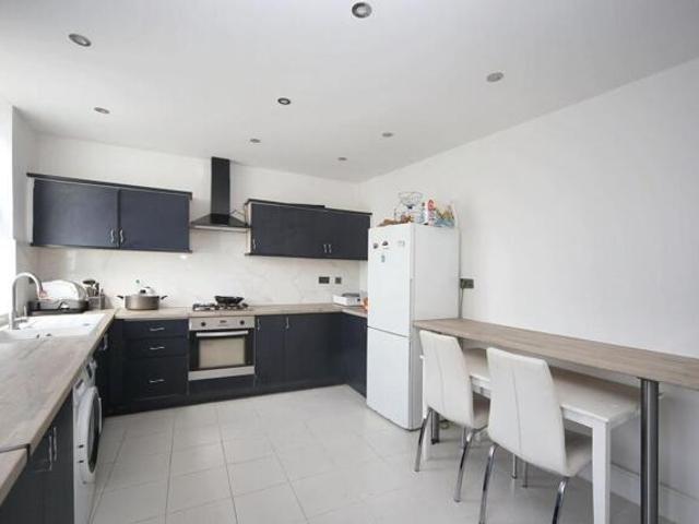 3 Bedroom House Wigan Wigan LS99986308