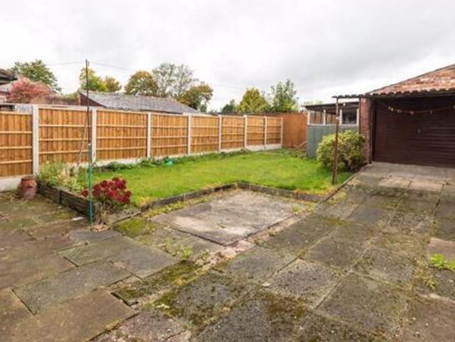 3 Bedroom House Wigan Wigan LS100426462