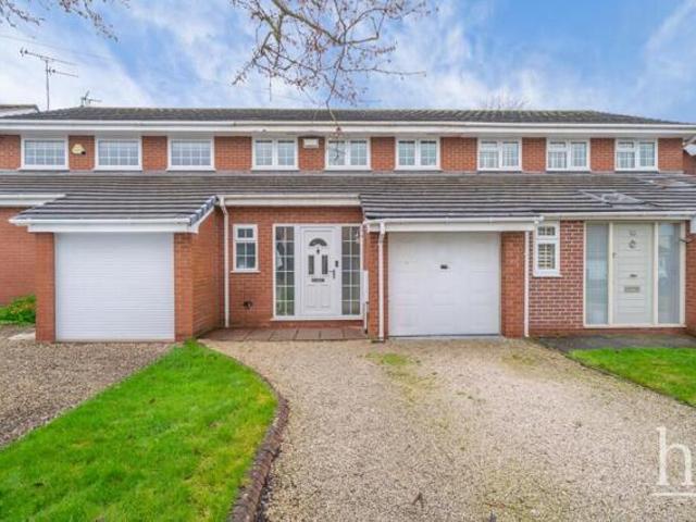 3 Bedroom House Willaston Cheshire West And Chester 99092634
