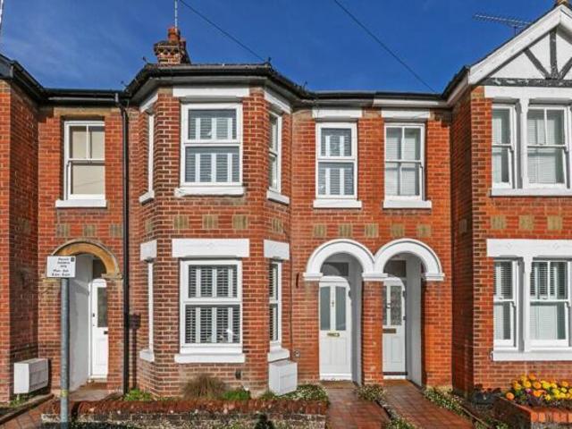 3 Bedroom House Winchester Hampshire 98765824