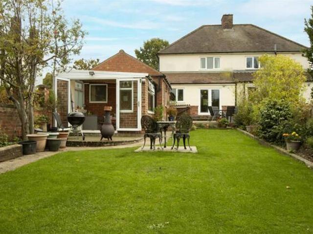 3 Bedroom House Wingerworth Wingerworth LS98386796