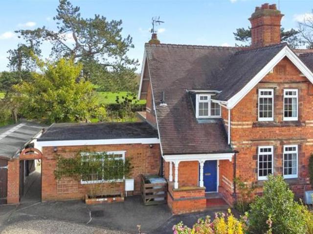 3 Bedroom House Winthorpe Winthorpe 101351996