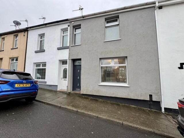 3 Bedroom House Wye Merthyr Tydfil 100917775