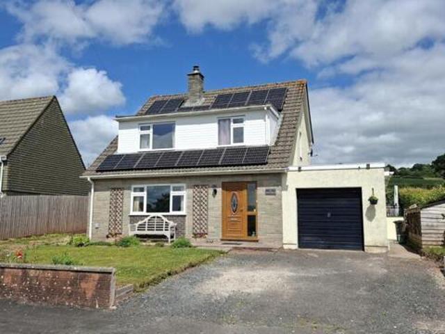 3 Bedroom House Wye Kent 100733855