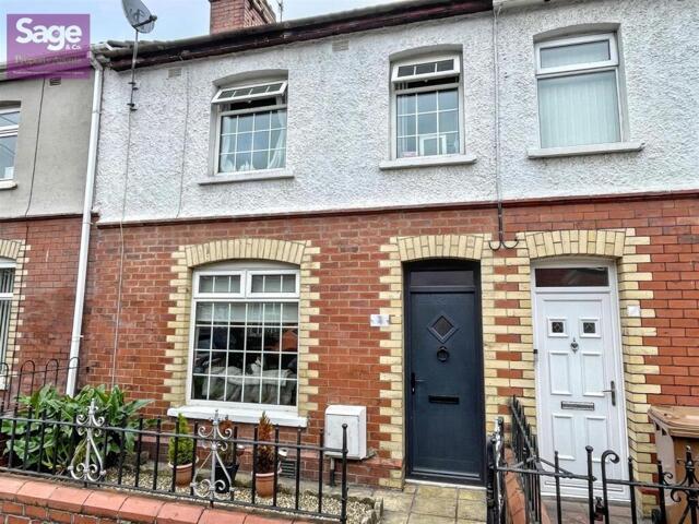 3 Bedroom House Wye Kent 98612675