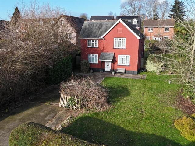 3 Bedroom House Wye Kent 99344712